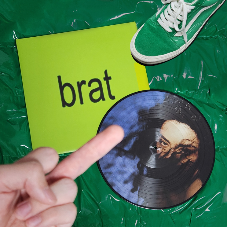 Charli xcx - BRAT (360_brat picture disc 1lp) : 네이버 블로그