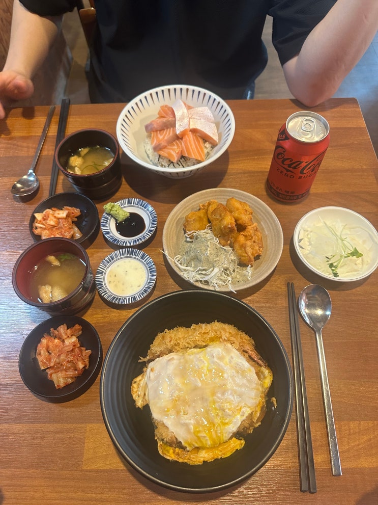 어린이대공원 맛집ㅣ홍대돈부리 건대점ㅣ건대 돈부리 맛집 일본식 가정식 덮밥 전문점 홍대돈부리 건대점 추천 네이버 블로그