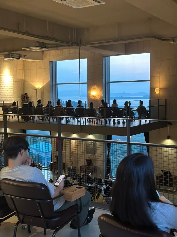 콩치노콩크리트 concino concrete l LP와 코퀄리티 스피커가 귀를 즐겁게 해주는 음악감상홀_파주 데이트 드라이브 ...