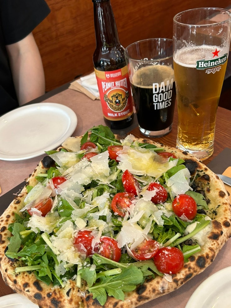 [서울 한남동 맛집] 부자피자 1호점 수요미식회 출연 수제화덕피자(테이블링예약, 웨이팅) : 네이버 블로그