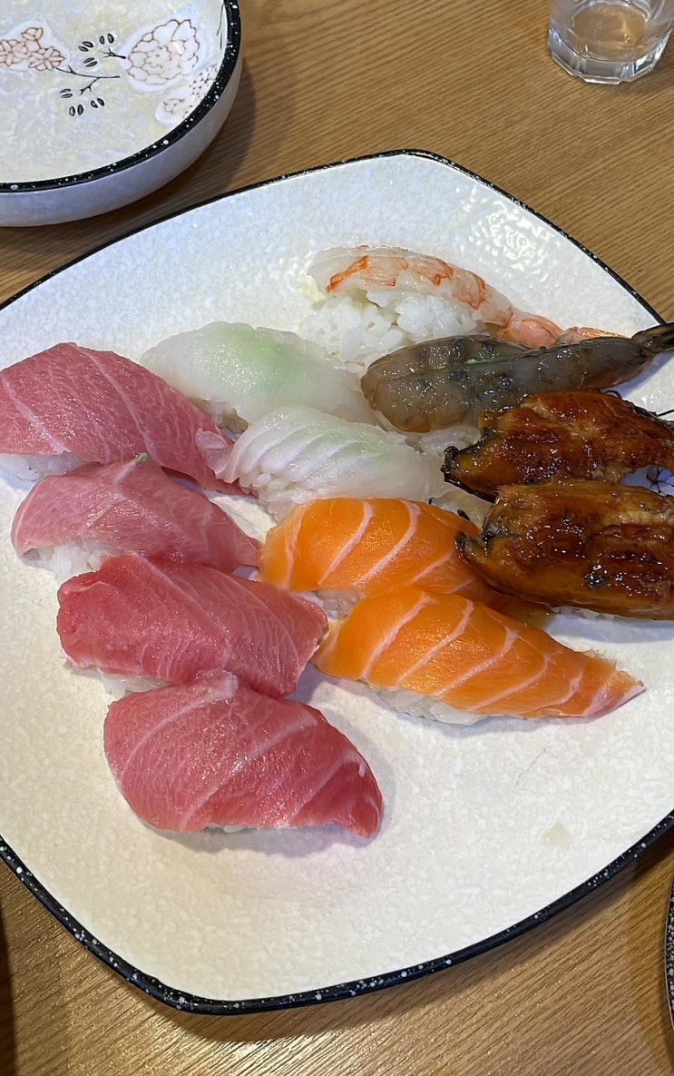 수원 맛집 수원 인계동 스시맛집 입에서 살살 녹는 참치초밥 도로초밥 맛집 내돈내산 후기 네이버 블로그