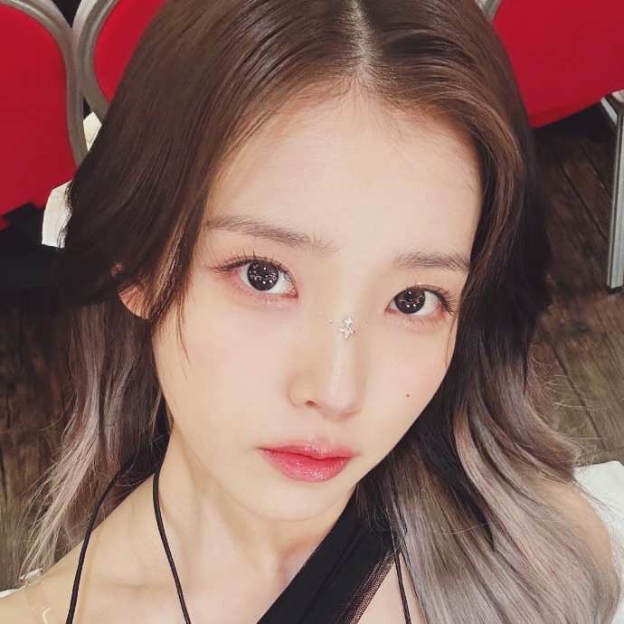 아이유 픽 명품 반클리프 앤아펠 브랜드 목걸이 스위트 알함브라 가격 정보 네이버 블로그