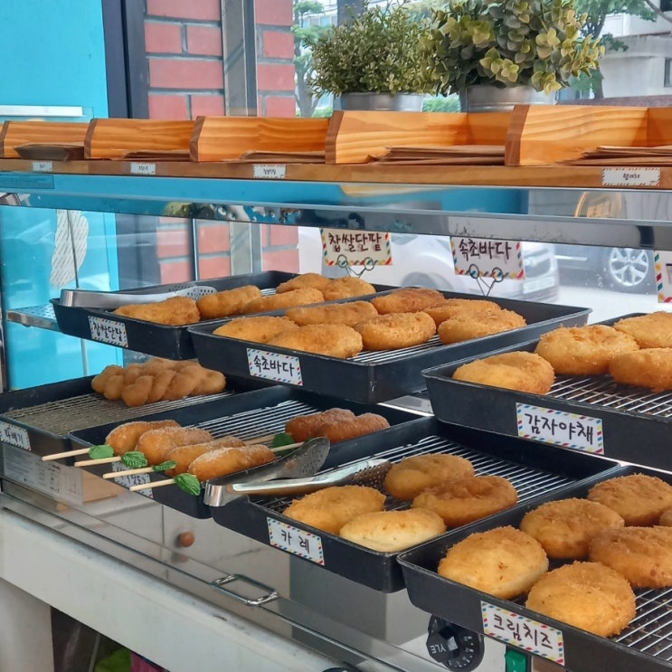 속초 먹거리 맛집 수제 고로케 꽈배기를 파는 고로케팩토리 네이버 블로그