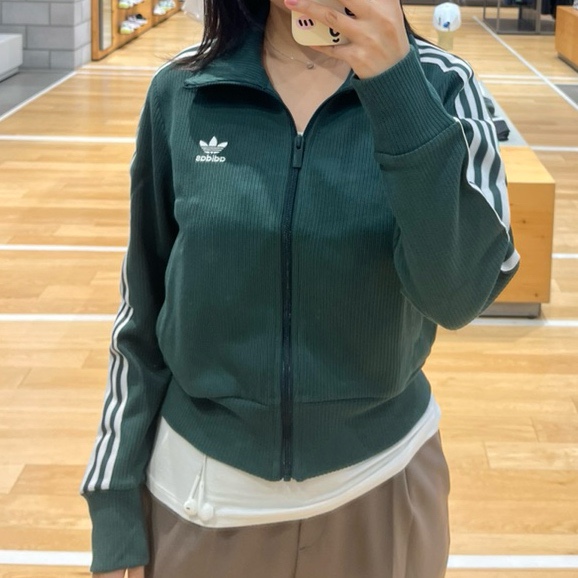 [아디다스 져지 추천] 태연 아디다스 니트탑 후기 / IW3162 : 네이버 블로그