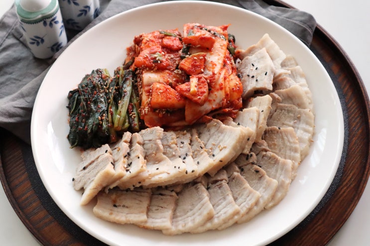 돼지수육 맛있게 삶는법 전기압력밥솥 된장 무수분수육 고기 통삼겹살 요리 네이버 블로그