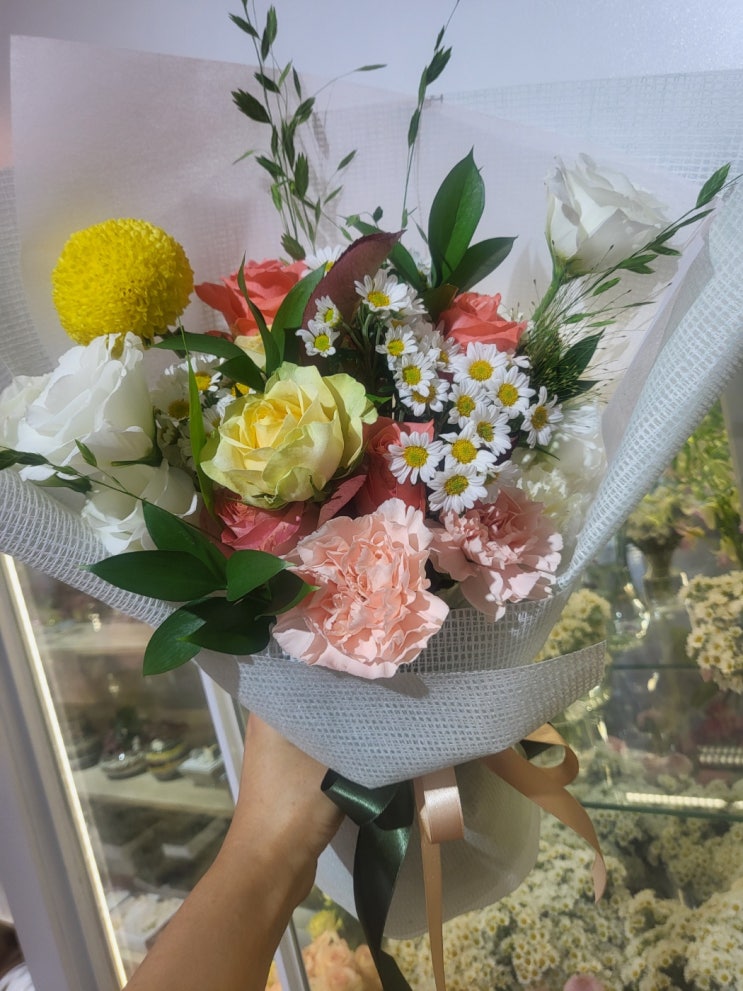 강남꽃집 라이크플라워샾 훈련소 수료식에 완벽한 꽃다발 제작 네이버 블로그