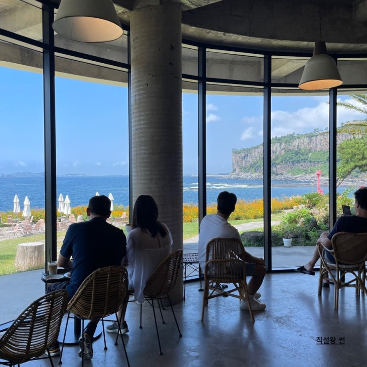 제주도 서귀포 노을 명소 박수기정 보이는 오션뷰 카페 루시아 추천 네이버 블로그