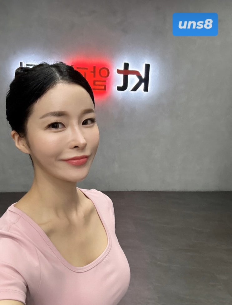 유앤에스컴퍼니 박소영모델 kt알파쇼핑 세라젬마사지 촬영 : 네이버 블로그