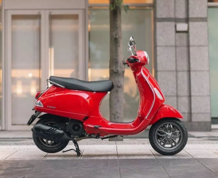 스쿠터 한대 살까? 이탈리아 감성 한스푼 베스파 LX125 ABS : 네이버 블로그
