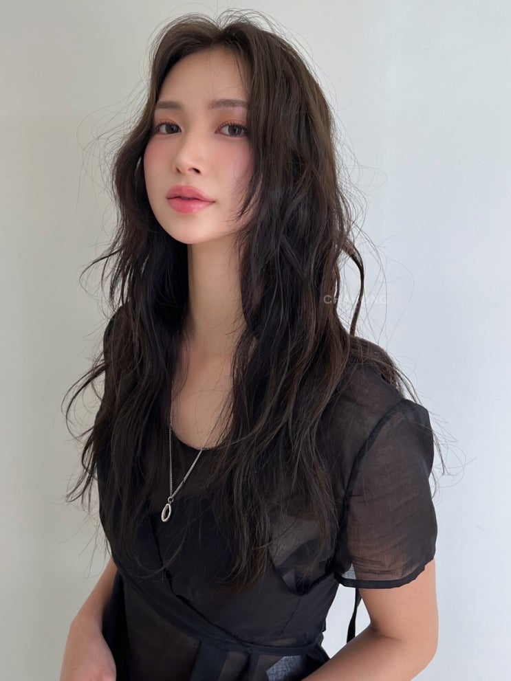 러프한 컬감이 매력적인 Rain perm🫧 | 차홍룸서초점 디자이너박한솔 : 네이버 블로그