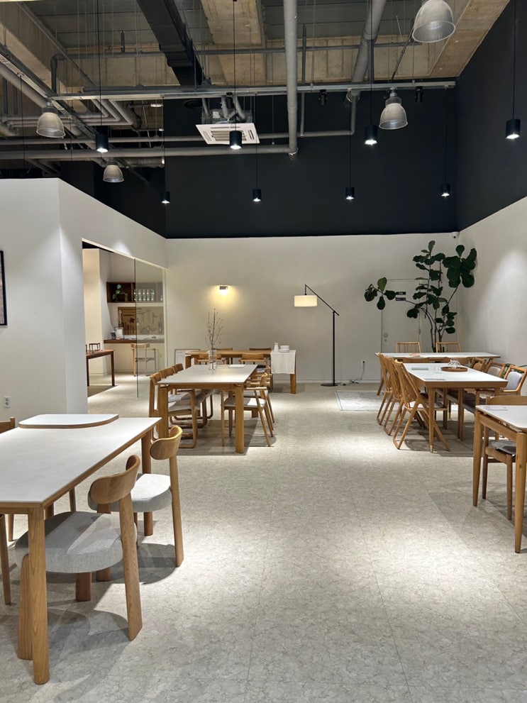 브릭나인 6인용식탁 : 네이버 블로그