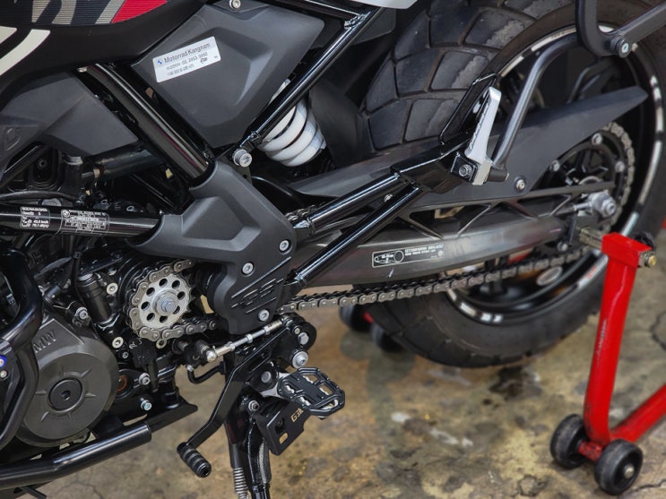 [2024.8.19] BMW G310GS, 중고 영입 바이크 USB충전소켓 작업 및 디테일링 & 전체 점검 : 네이버 블로그