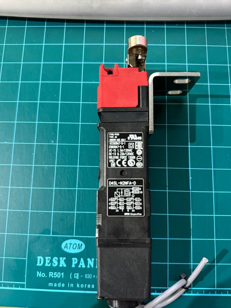 omron guard lock safety-door switch 도어스위치 : 네이버 블로그