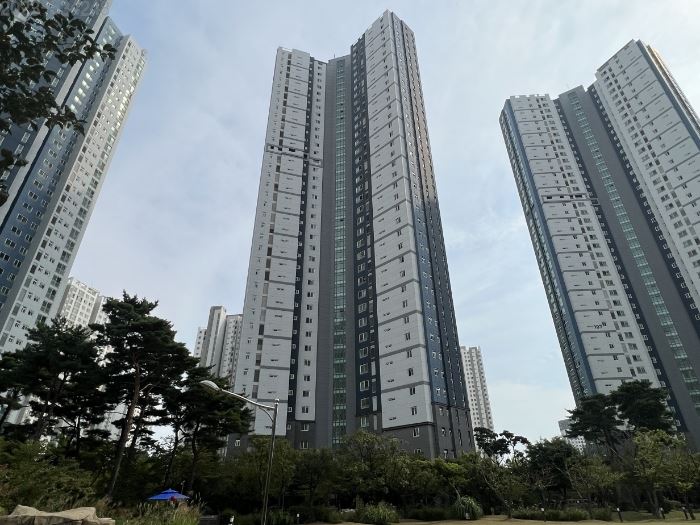 인천 송도 아파트경매 39평형6억 첨단초등학교인근 더샵그린스퀘어 11층 유찰1회 송도더샵그린스퀘어아파트 부동산경매 매매