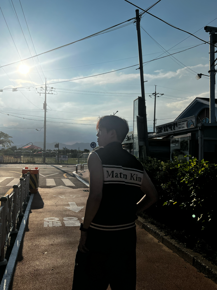 마뗑킴 니트조끼 검정 L사이즈 (Martim Kim_SPELL POINT STRIPE KNIT VEST IN BLACK) Kream 쇼핑 후기 : 네이버 블로그