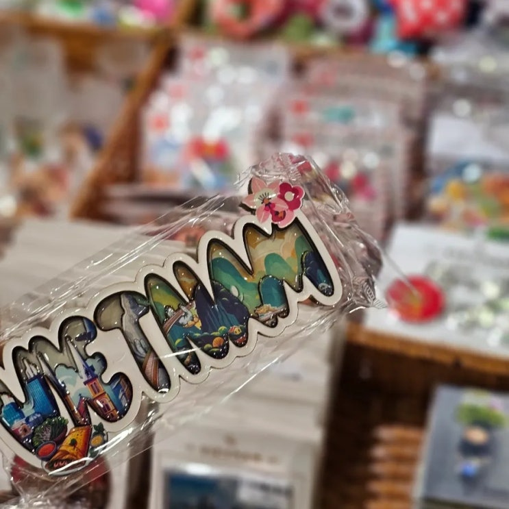 나트랑 기념품샵 추천 SHREK gift 슈렉 기프트 - 마그넷 비키니 라탄가방 : 네이버 블로그