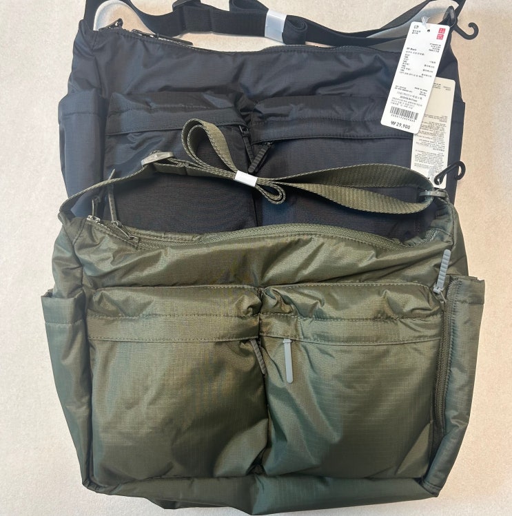 유니클로 멀티 포켓 숄더백 블랙 Uniqlo Multi Pocket Shoulder Bag Black (476764-09 ...