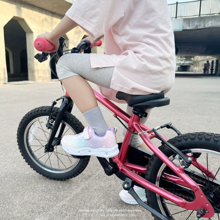 7세 여아 운동화 키즈신발 초등운동화로 좋은 오즈키즈 유아 아동 운동화 네이버 블로그