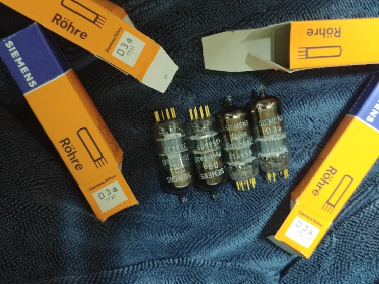 D3a 지멘스 금핀 트리플마이카 tube 진공관 ( E810F E180F E282F 호환 6J49P ) 초단관 NOS NIB 미 ...