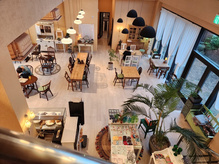 [사려니숲길 카페] 클래식한 분위기 여누카페 : 네이버 블로그