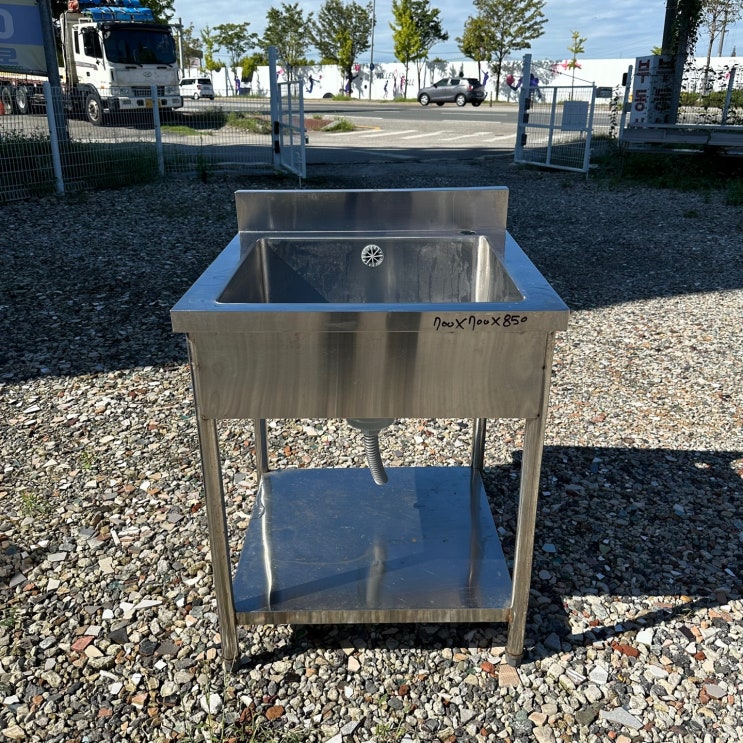 협소한 공간에서 사용하기 좋은 "중고 700 싱크대"입니다.(중고 업소용 싱크대 / 카페 싱크대 / 식당 스텐 싱크대 ...