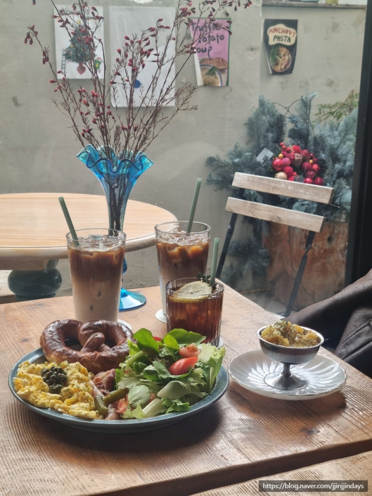 부산 전포 브런치 카페 롱드라이버스 겨울 느낌 낭낭한 전포 핫플 브런치 카페 롱드라이버스 플레이트 네이버 블로그