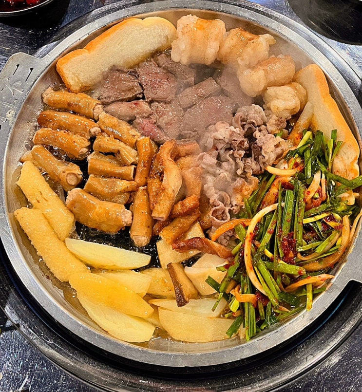 청주 지웰시티 맛집 포항황소곱창 당일 도축 곱창과 전골을 동시에 네이버 블로그