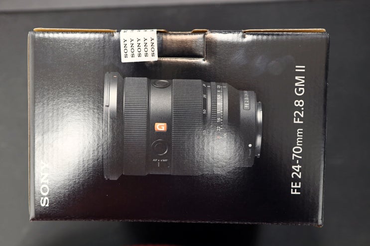SONY SEL2470GM2 FE 24-70mm F2.8 GM II 렌즈 개봉 슈나이더 B+W 82mm 필터 장착 후 가벼운 ...