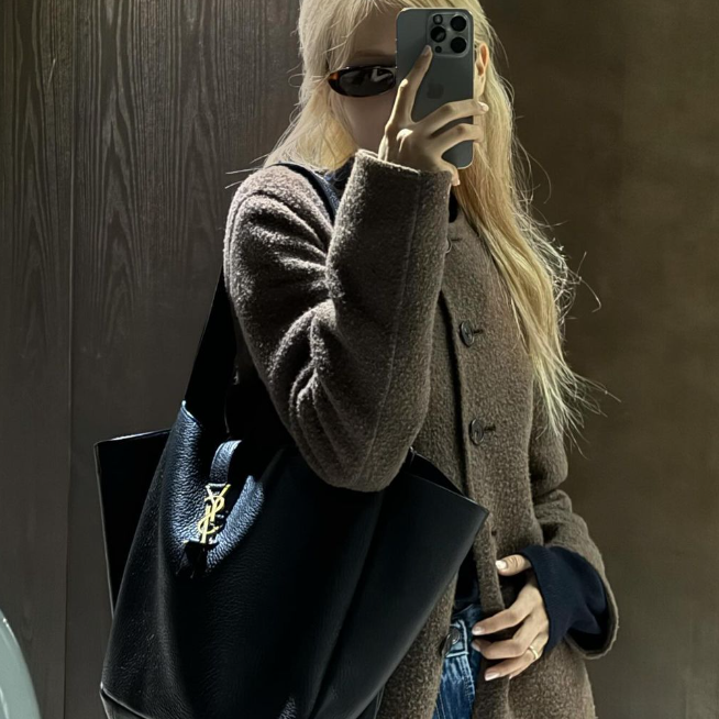 블랙핑크 로제 400만원대 입생로랑 여자 명품가방 부드러운 생로랑 가방 네이버 블로그