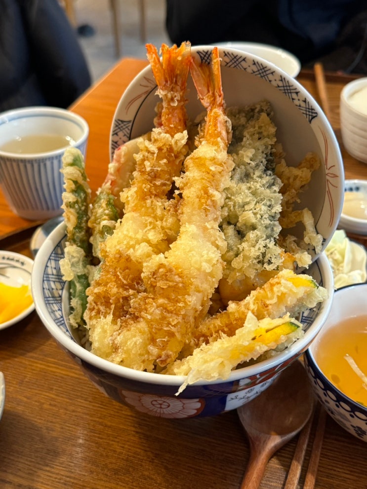 홍대 맛집 일본식 덮밥전문점 치히로” 텐동 가츠동 김치나베돈까스 내돈내산 후기 네이버 블로그