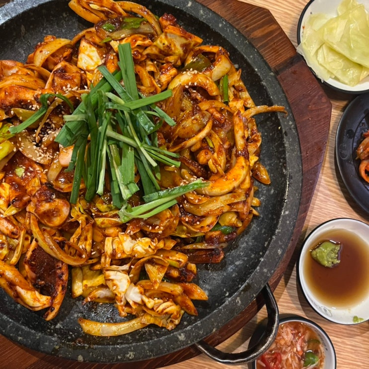 [대전] 관평동 맛집 오징어 수육 전문점 ’오적회관‘ : 네이버 블로그