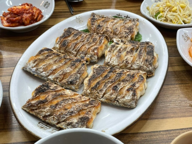 서귀포 올레시장 근처 갈치구이 존맛탱집저는 또 갈 건데요 수요미식회에도 나왔대요네거리식당 네이버 블로그