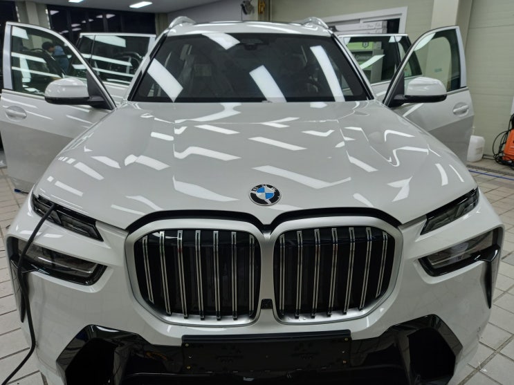 BMW X7 아이나비 블랙박스 QXD1 커넥티드프로 플러스 충격알림 핸드폰 전송 주차녹화 에코파워팩 12C 보조배터리 도곡동 일원동 가락동 블랙박스 장착설치 하이패스매립 ...