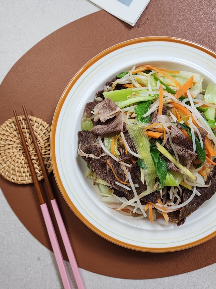 우삼겹 차돌박이 숙주찜 소고기찜 야채찜 요리 샤브샤브 고기 다이어트 연겨자 간장 소스 네이버 블로그