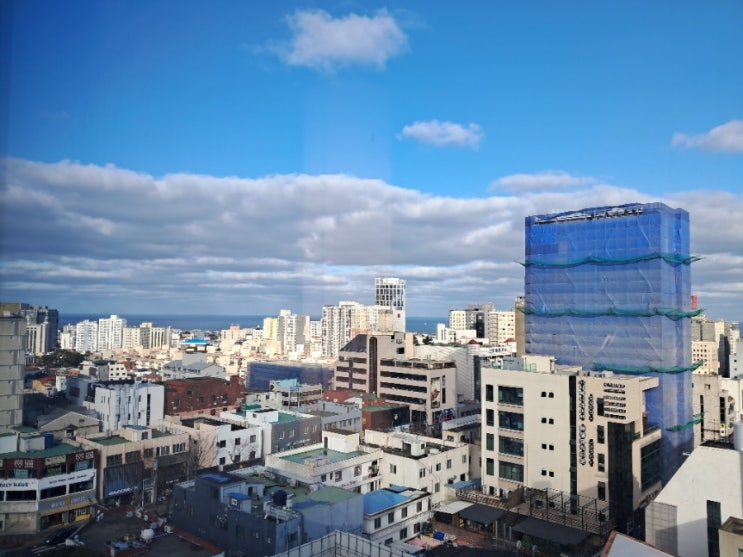 제주시 연동 신라 스테이 호텔에서 내려다 본 제주 도심 풍경 : 네이버 블로그