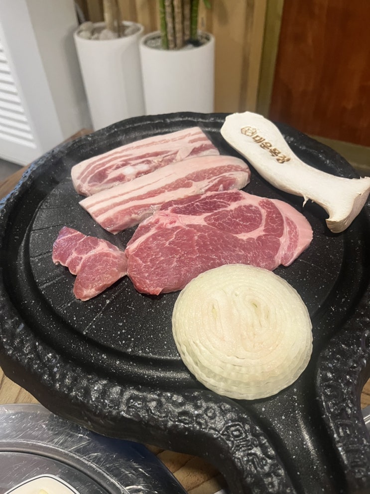 압구정 대운목장 삼겹살부터 한우까지 고퀄리티 고기집 발견 : 네이버 블로그