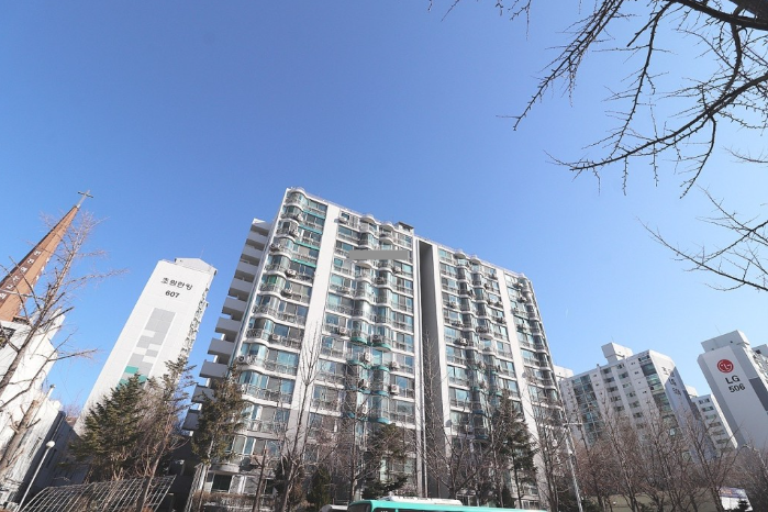 아파트 경매경기도 안양시 동안구 평촌동 초원부영아파트 25평형최저가5억2천만24년01월30일2023타경1075평촌역