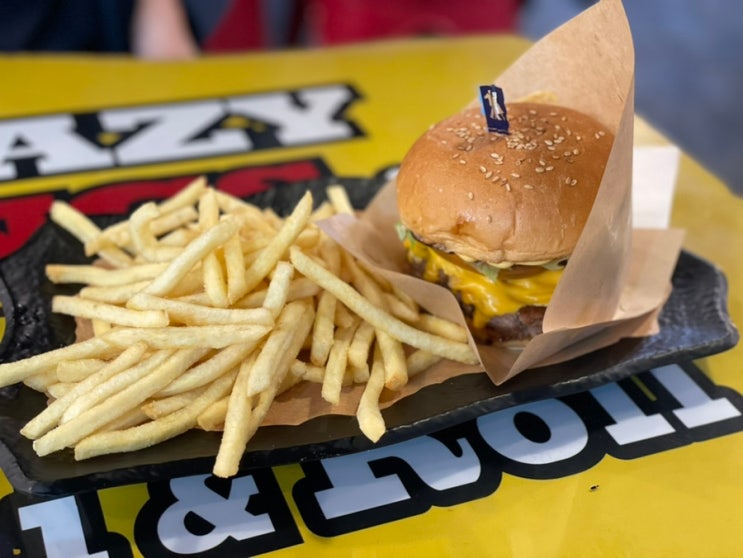 평택 미군기지 험프리스 안정 로데오 거리 맛집 크레이지윙스앤버거 내돈내산 한국에서 미국느끼기feat 미국병 네이버 블로그