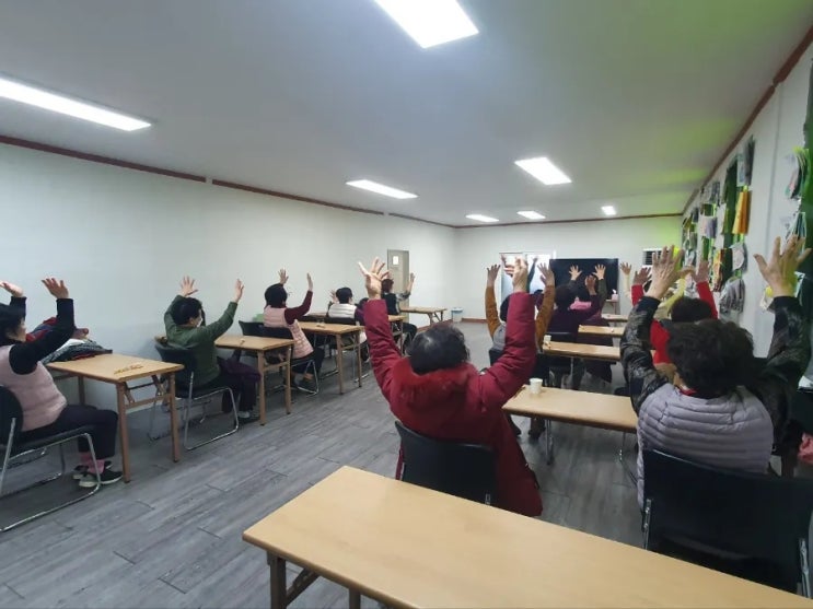광주전남북 광주지역사회서비스투자사업바우처 치매예방 손운동 손가락체조 손유희 숟가락난타 네이버 블로그