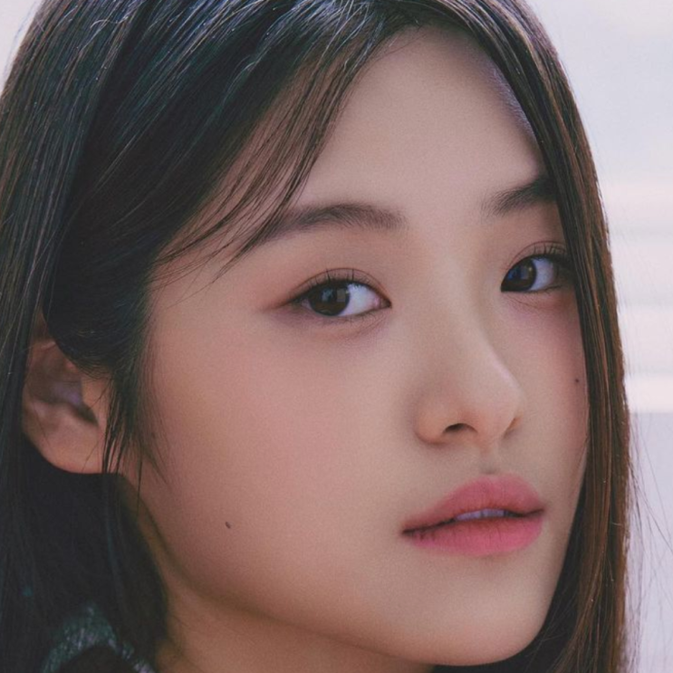 김지민 일본여행룩 가볍게 입은 클래식 롱코트 가격은? : 네이버 블로그