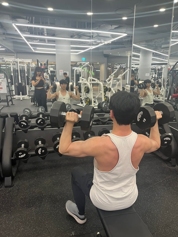 영도 헬스장남포 헬스장중앙동 헬스장영도 Pt남포pt중앙동pt 오늘도 헬스보이짐롯데광복점에서 오운완