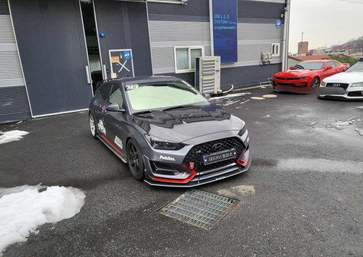 벨로스터n리어빅핀프론트스플리터시공입니다벨로스터n튜닝파츠벨로스터n에어로파츠벨로스터n리어컵윙벨로스터n바디킷벨로스터n에어댐벨로스터n리어디퓨져벨로스터n스플리터