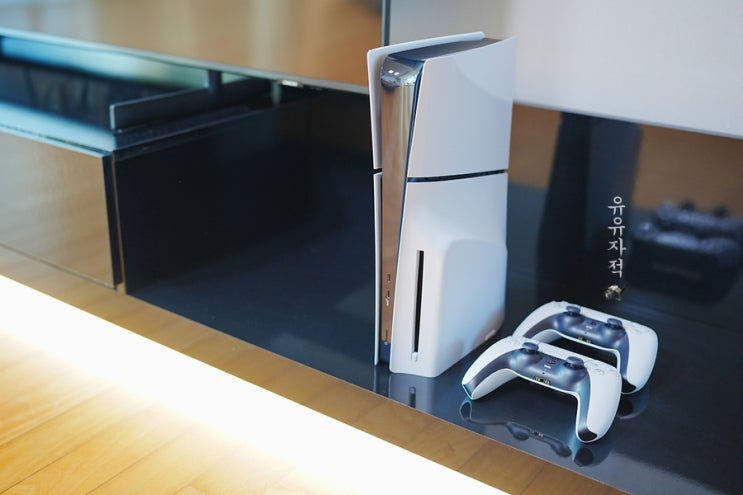 PS5(플스5) 신형 슬림 디스크 에디션 언박싱후기 (PS4 구형과 비교) : 네이버 블로그