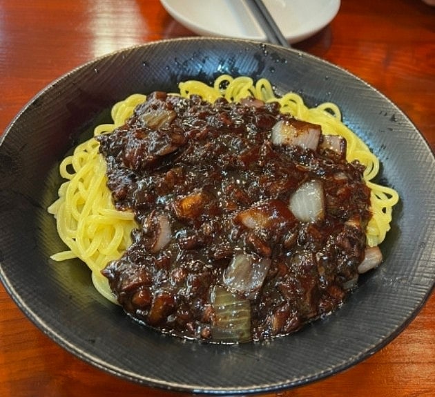 동네 한 바퀴 인천 편 차이나타운 딤섬 짜장면 중식당 연수동 우즈베키스탄 화덕 빵집 부평 깡 시장 중국 꽈배기 유타오