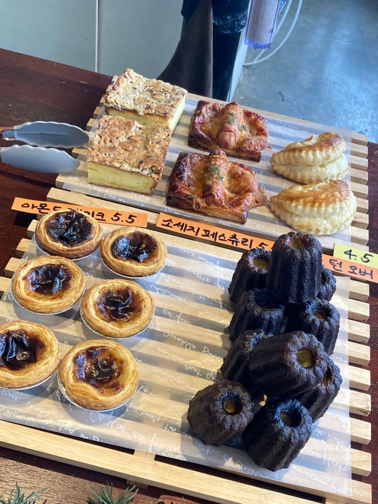 포항 양덕 카페 로드샵카페 포항양덕점ㅣ생과일과 채소로 만든 착즙 주스를 맛보고 싶다면 위치 음료 커피 분위기