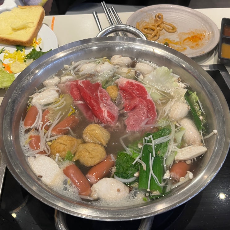 용산 맛집 948키친 블루 용산아이파크몰점 에 소고기 무제한 샤브샤브와 훠거 월남쌈까지 다양한 국가의 음식을 즐길 수 있는