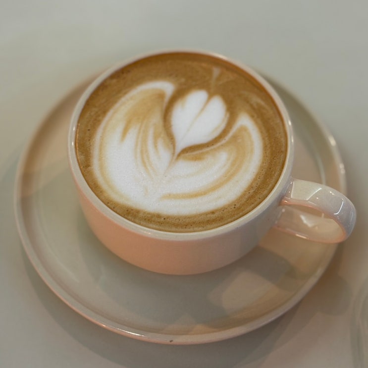 상수역 다락방이 있는 분위기 좋은 카페 실루엣 커피(silhouette coffee) : 네이버 블로그