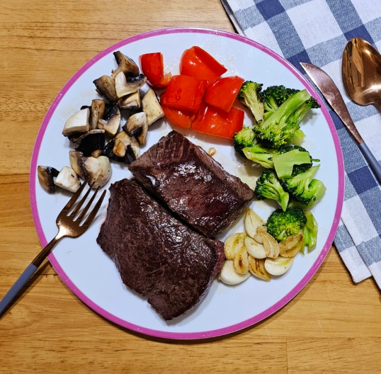 소고기 스테이크 맛있게 굽는법 스테이크 소스 추천 집에서 스테이크 만들기 살치살스테이크 네이버 블로그