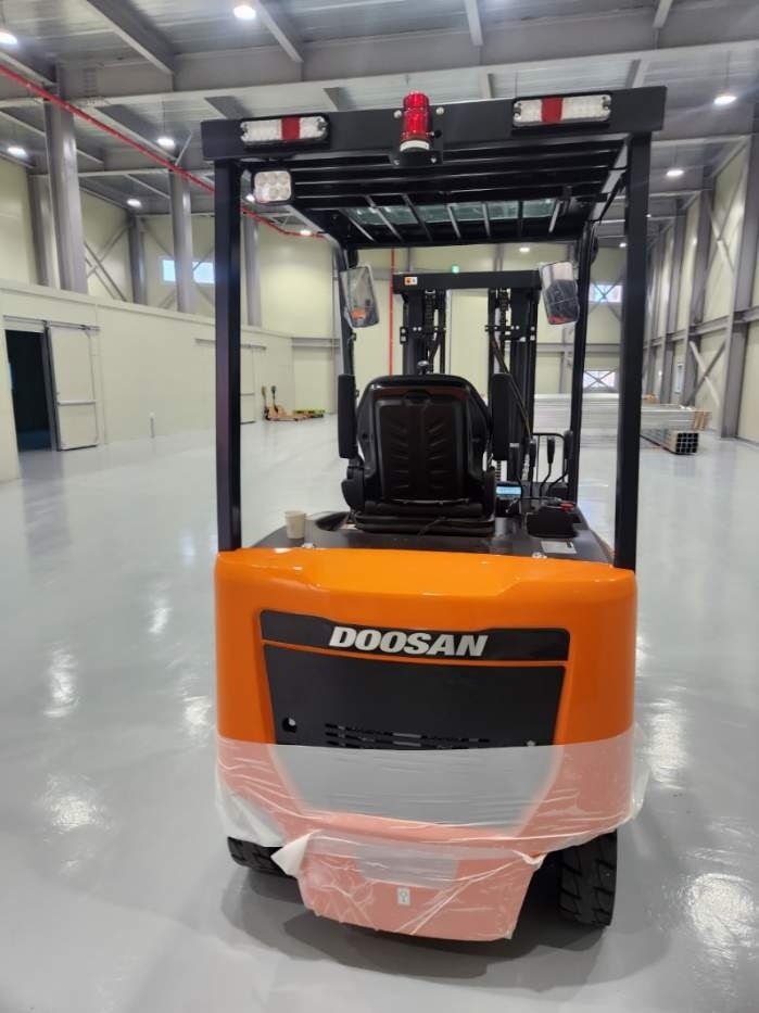 두산 전동 지게차 B30S-7 (신차 인데 중고가로 판매 합니다) : 네이버 블로그