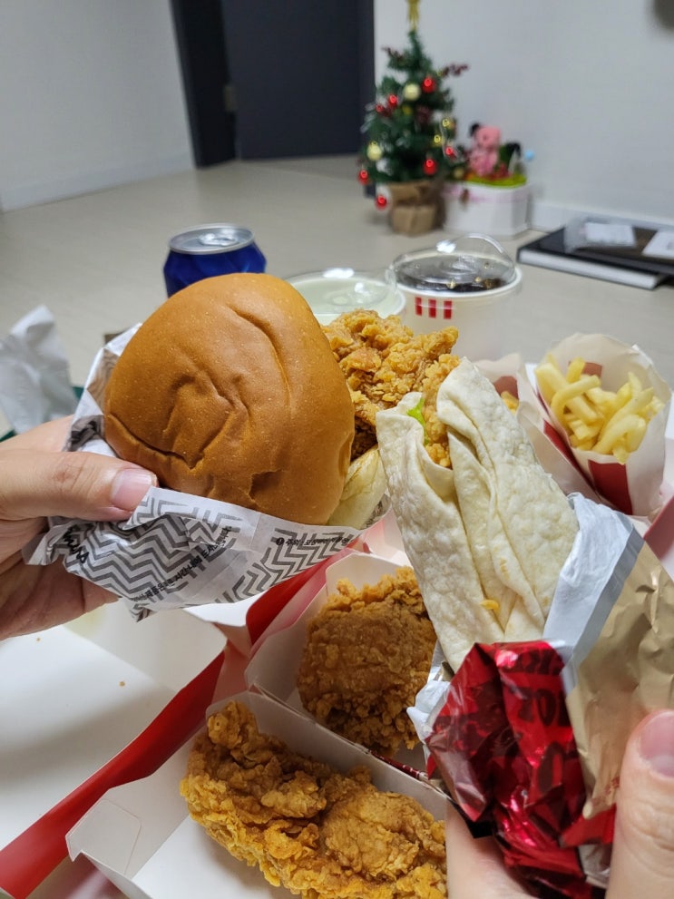 [전주/송천동] 전주송천동에 생긴 햄버거/치킨의 본가 _ KFC 리뷰! : 네이버 블로그